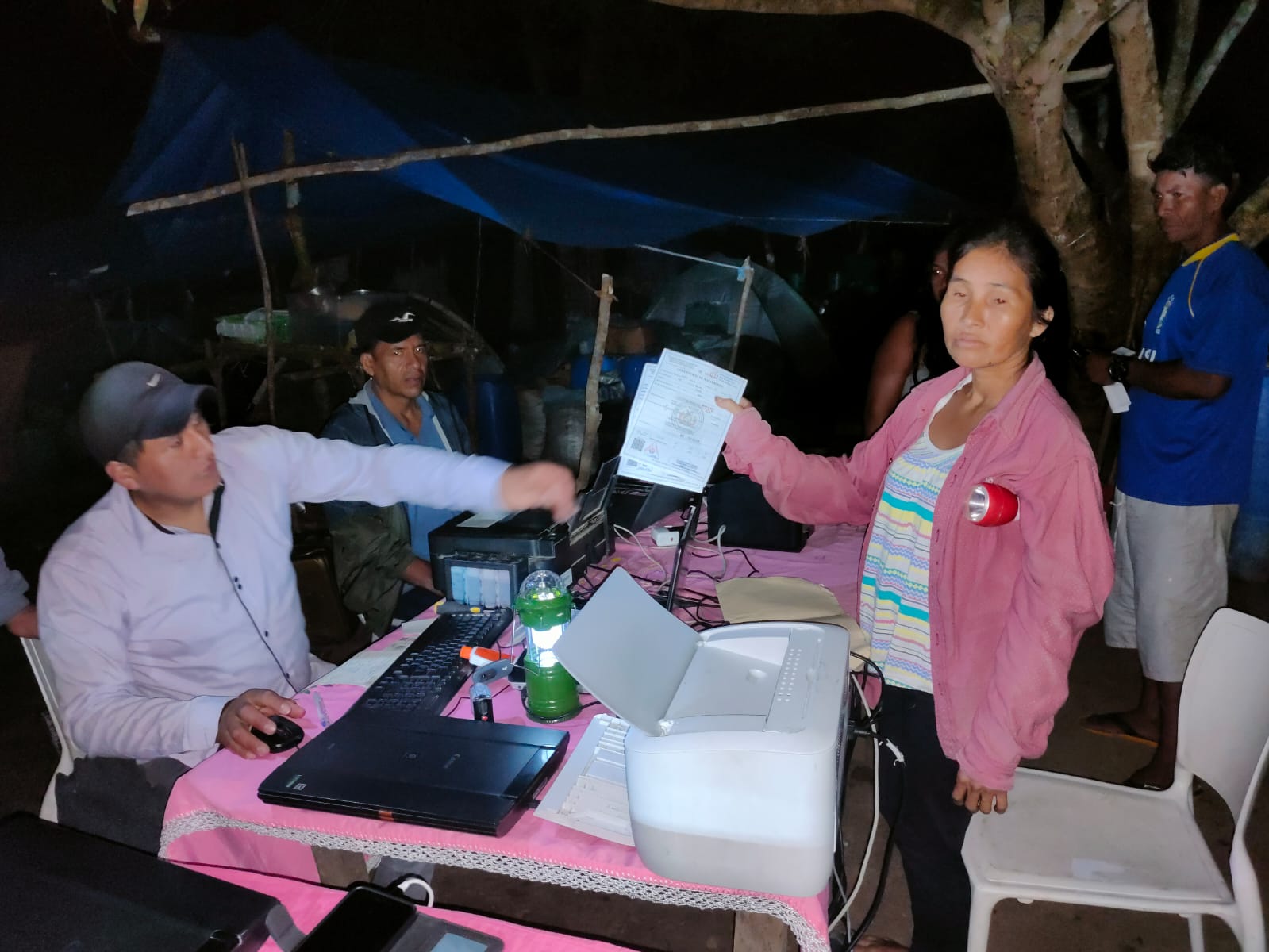 Pueblo indígena Araona se beneficia con certificados de nacimiento ...